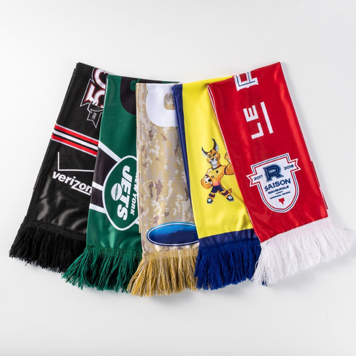 Extremely soft fan scarf fashionable | Corporate Specialties