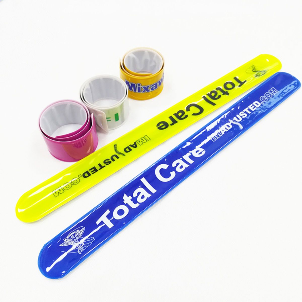 Reflective safety slap wristband | Corporate Specialties