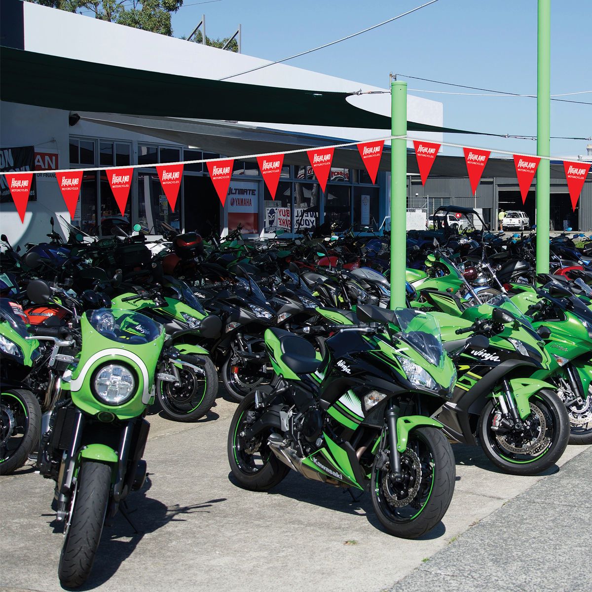 60' pvc triangular pennant strings | Corporate Specialties